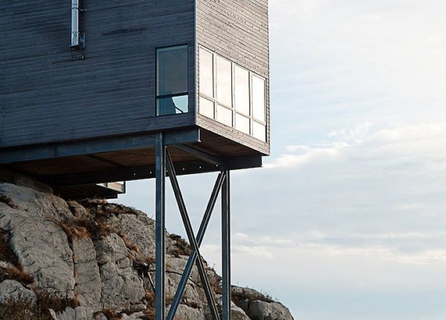 Overlooking Rugged Atlantic Coastline: Stunning Cliff House Offers ...