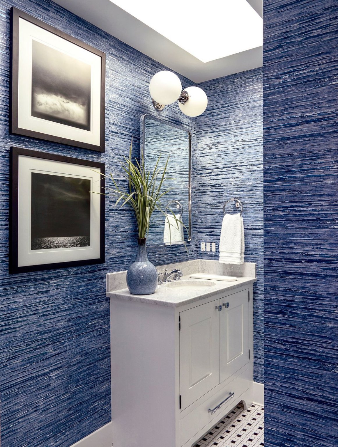 Bold Color Trending in the Powder Room: 20 Fab Ideas, Inspirations ...