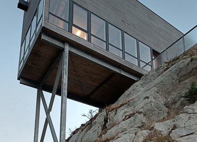 Overlooking Rugged Atlantic Coastline: Stunning Cliff House Offers ...
